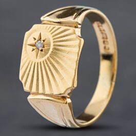 Pre-Owned Vintage 9ct Yellow Gold Diamond Sunrays Signet Ring 41341239