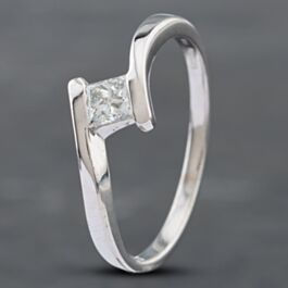 Pre-Owned 18ct White Gold Certificated 0.33ct Square Cut Diamond Cross ...