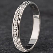 Pre-Owned Wedding Ring Collection - thejewelhut.co.uk